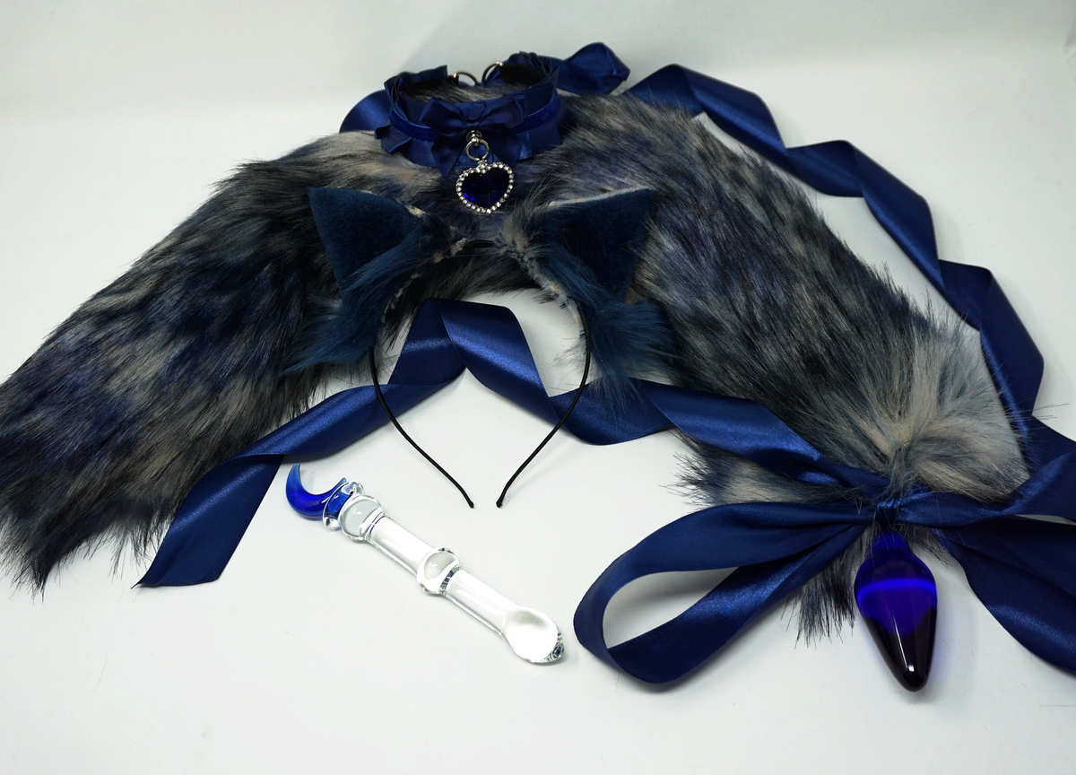 Limited Edition Royal Blue Kitten Play Set– Kittens & Kink